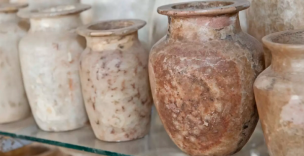 The qualities of the woman with the alabaster flask - FEBA Radio South ...